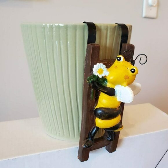 Accents | Bee Flower Pot Hugger Bumblebee Pot Sitter Planter Hanging ...